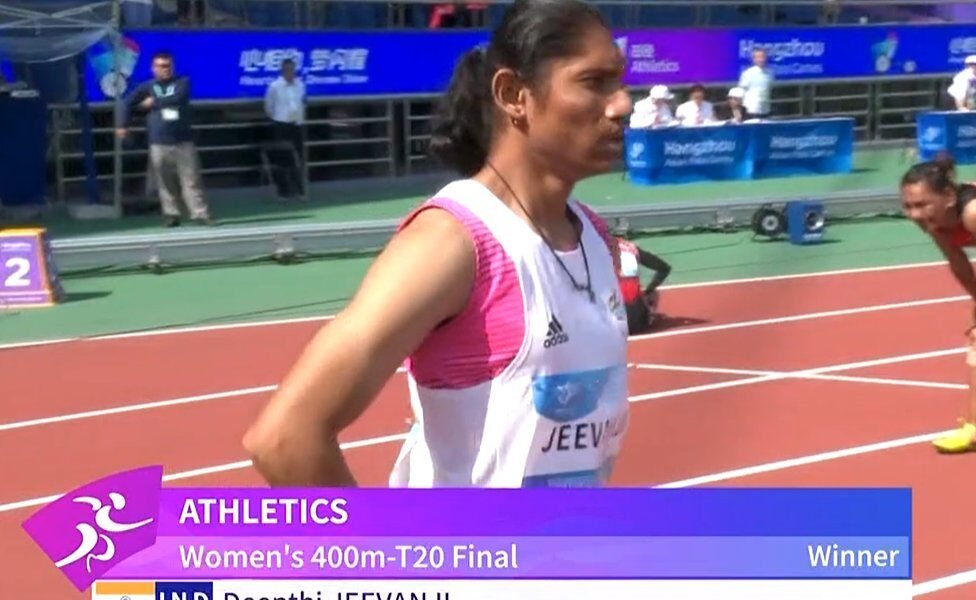 दीप्ति जीवनजी ने विश्व पैरा एथलेटिक्स चैम्पियनशिप में महिलाओं की 400 मीटर टी20 रेस में 55.07 ...